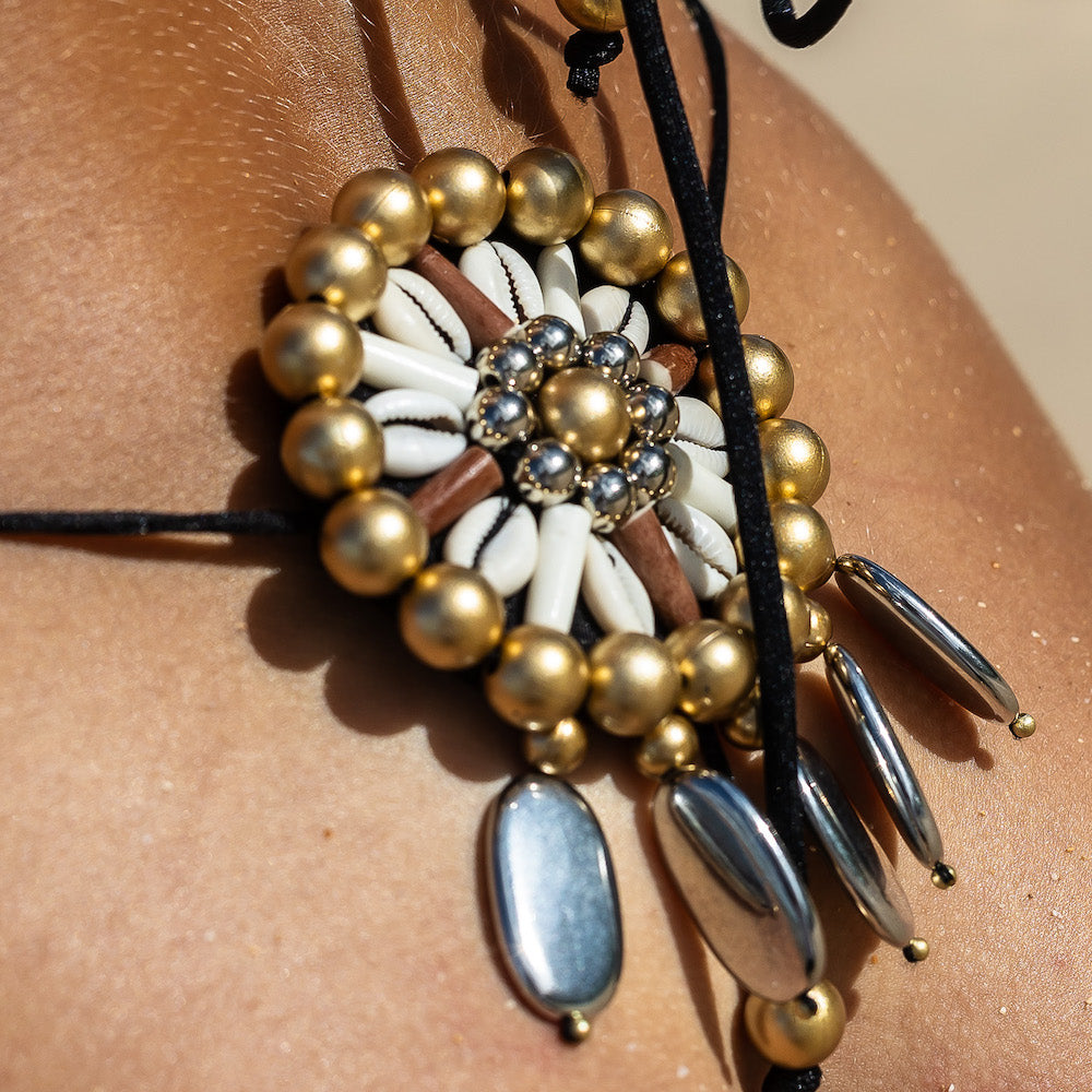 Follow the Sun Thong – Andi Bagus